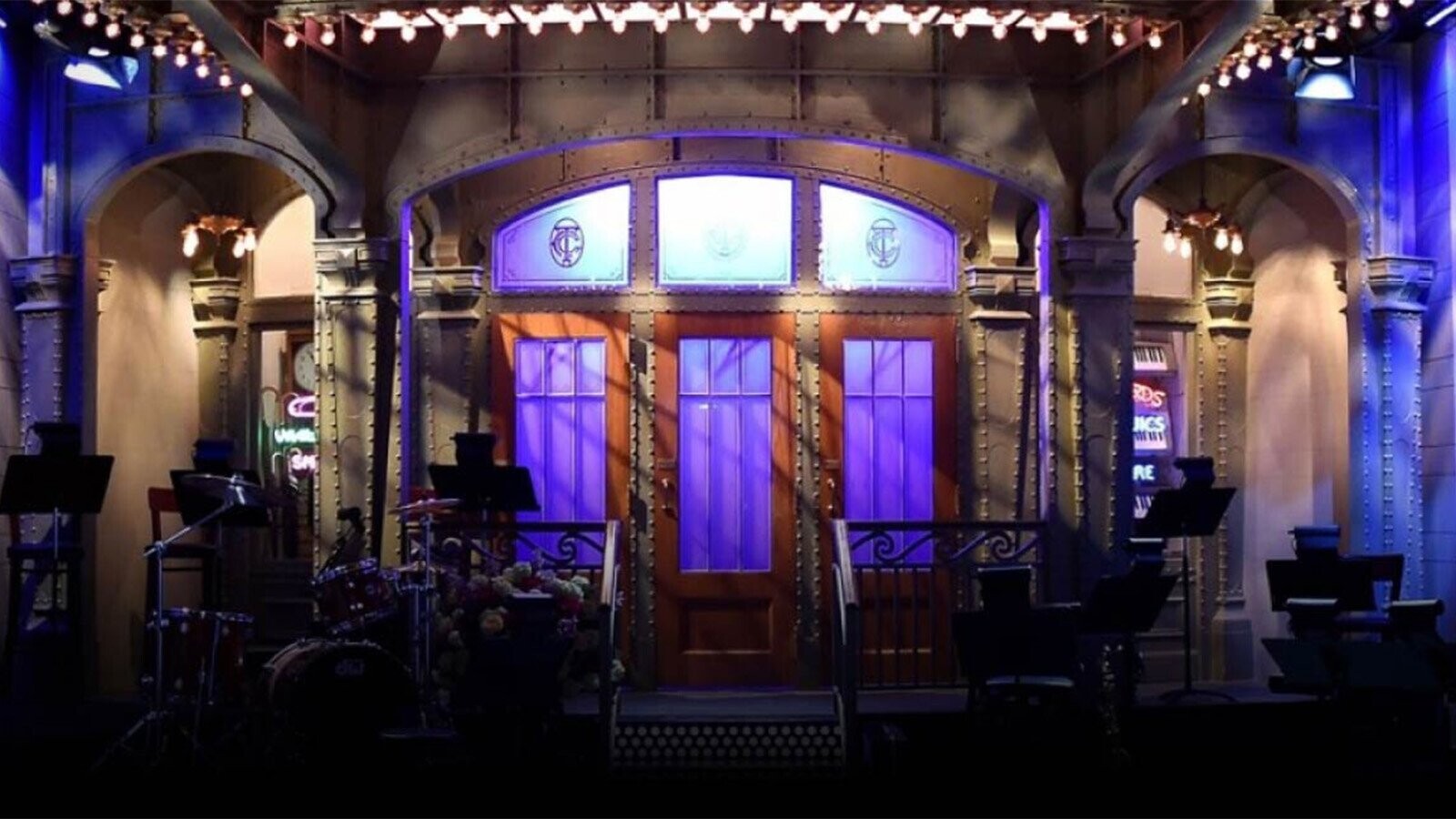 Here’s Why You Can’t Watch Entire ‘SNL’ Episodes on Peacock | Cracked.com