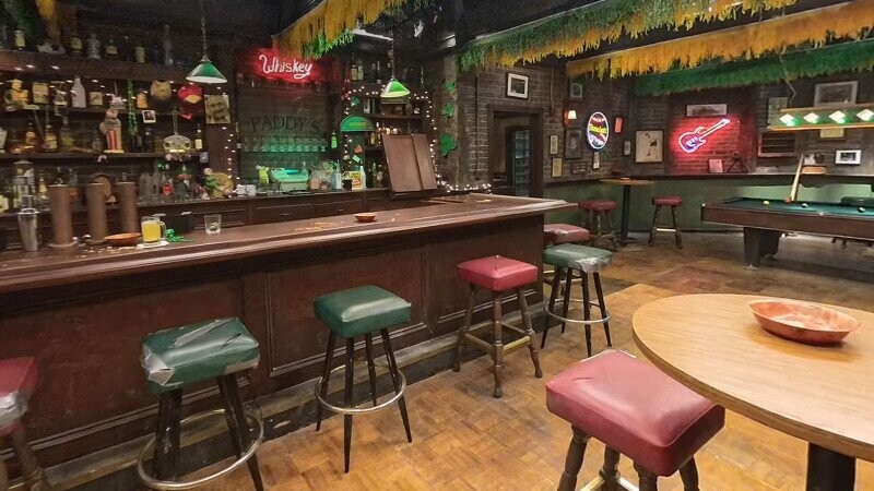 Paddy’s Pub Is Somehow Way More of A Sh*thole Than We Thought | Cracked.com