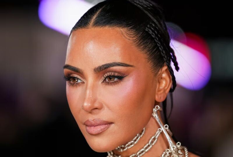 14 Eyebrow-Arching Things Celebrities Believe | Cracked.com