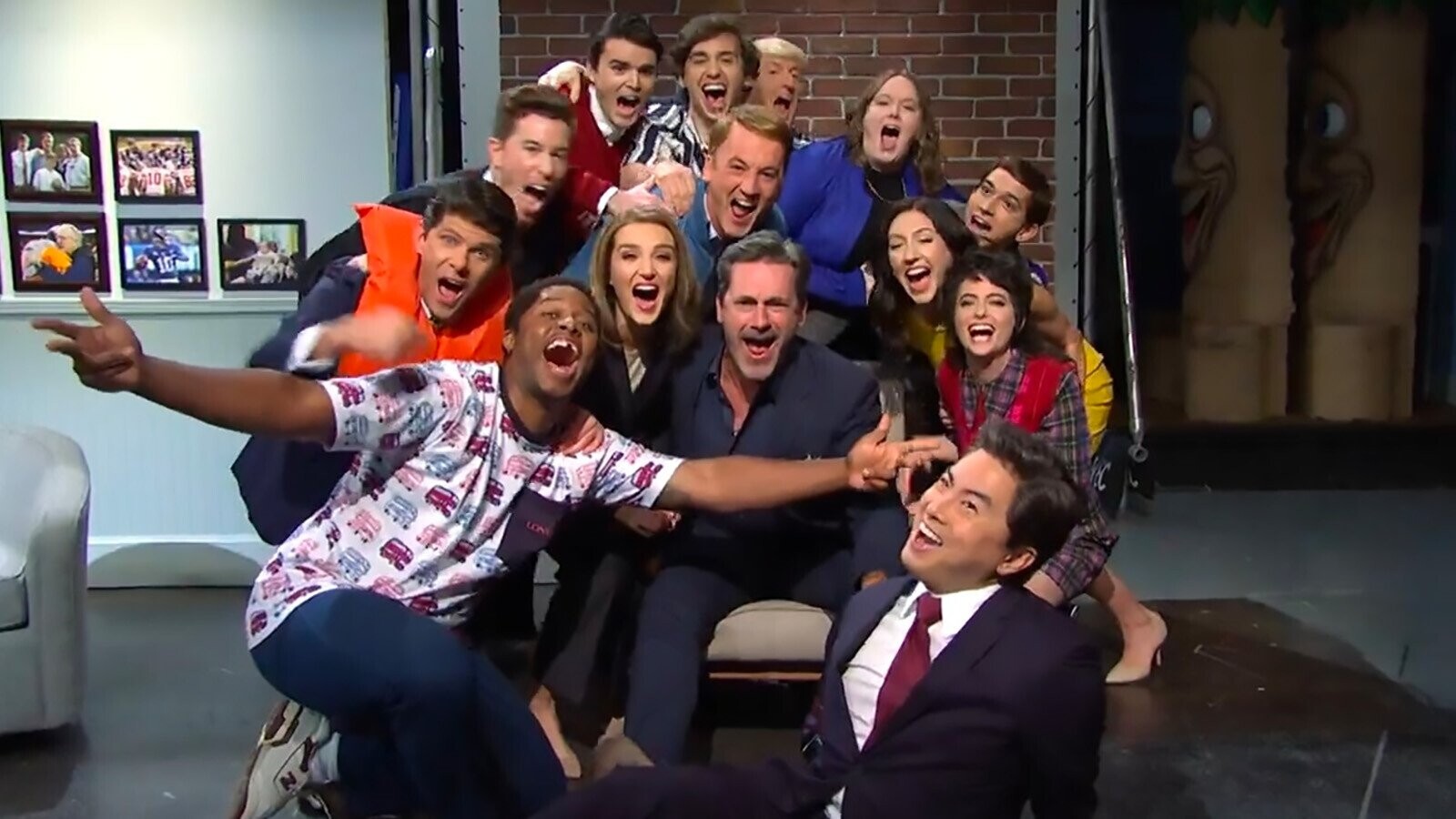 Here’s Why Actors Can Do ‘SNL’ During the Strike | Cracked.com