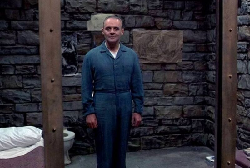 12 Movie Moments Where Somebody Didn’t Do Their Job | Cracked.com