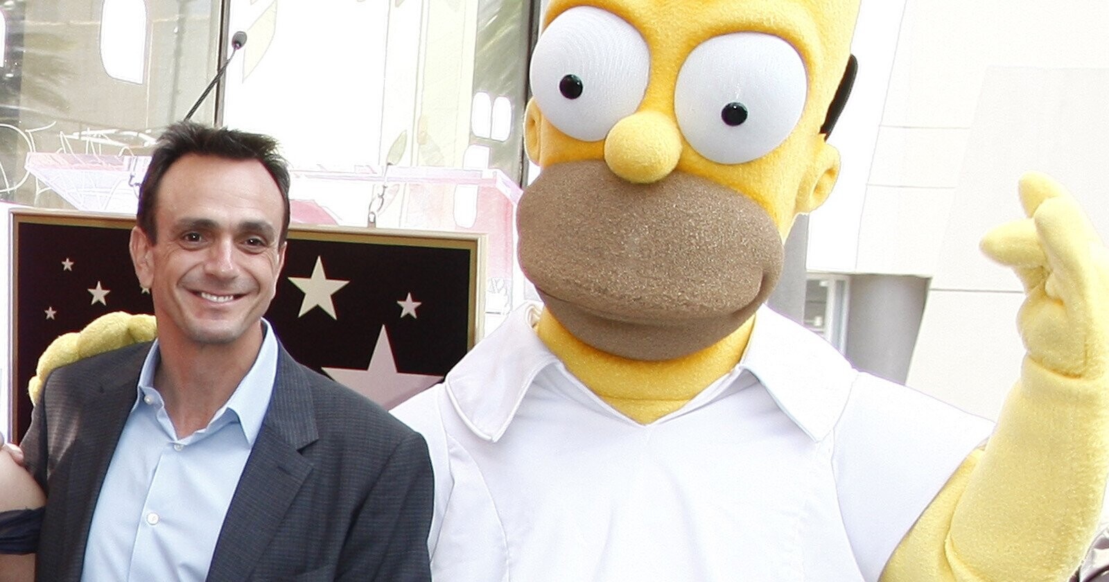 Hank Azaria Thinks ‘The Simpsons’ Could Trudge on for 40 Seasons ...