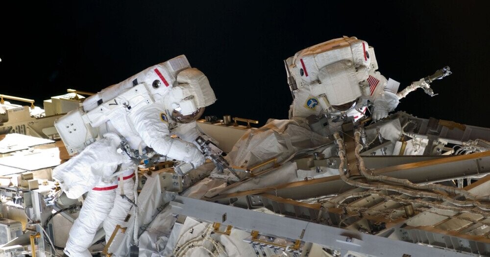 Let Go Of Tools In Space, And Lose Them Forever | Cracked.com