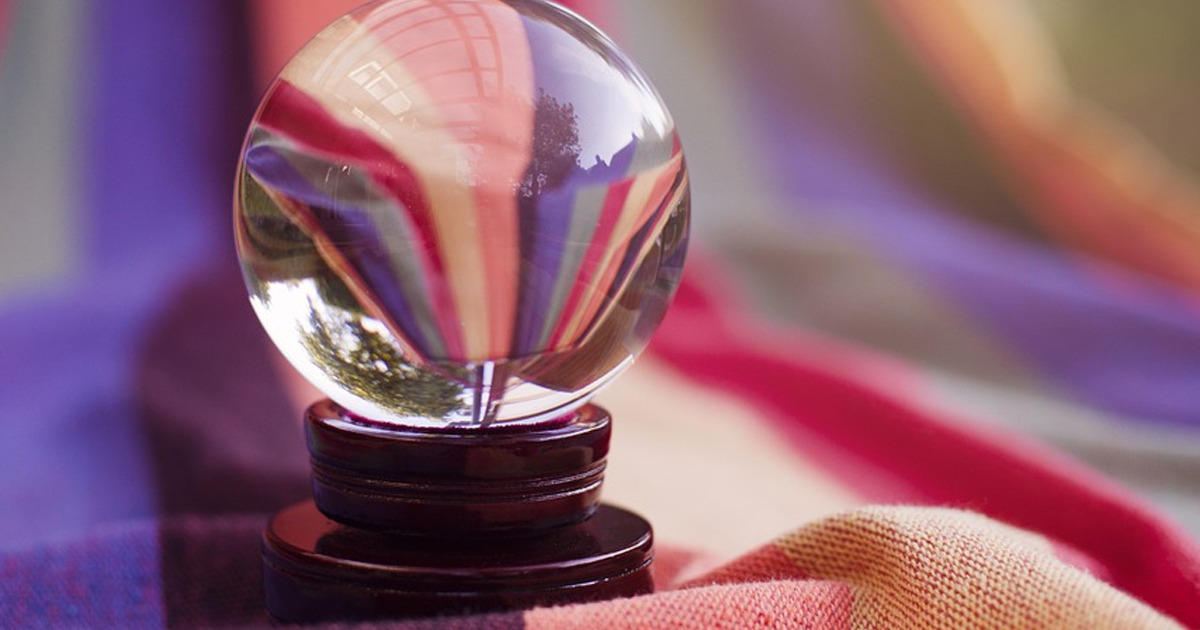 5 Cheap Magic Tricks Behind Every Psychic | Cracked.com