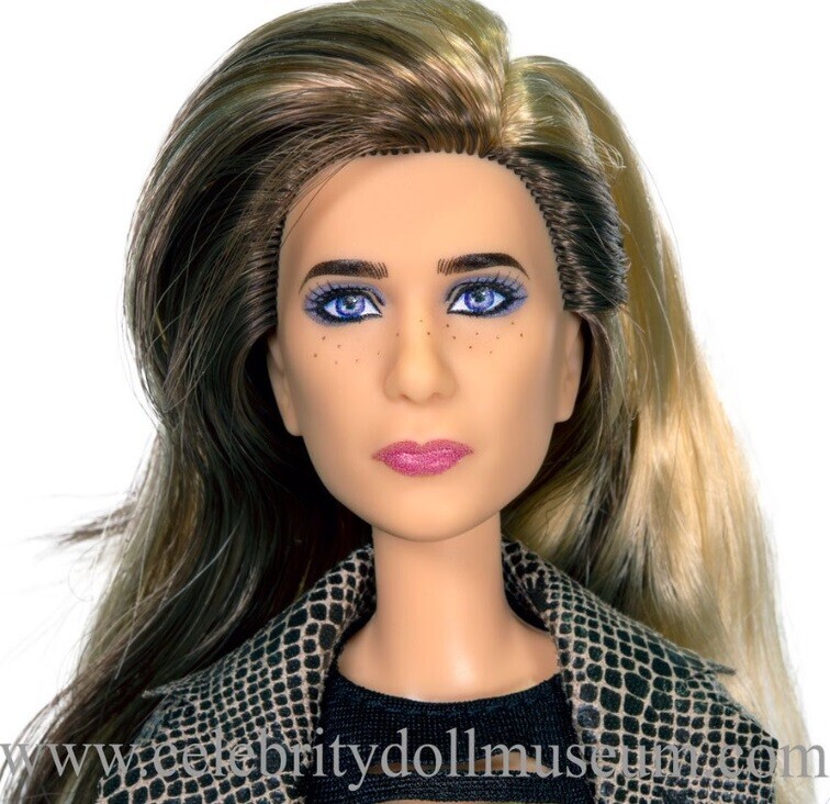 20 Offensively Ugly Celebrity Dolls That Look Like Jump Scares ...