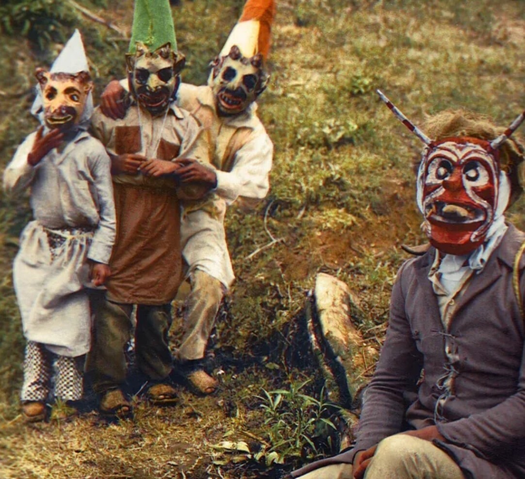 18 Unsettling Photos of History's True Colors | Cracked.com