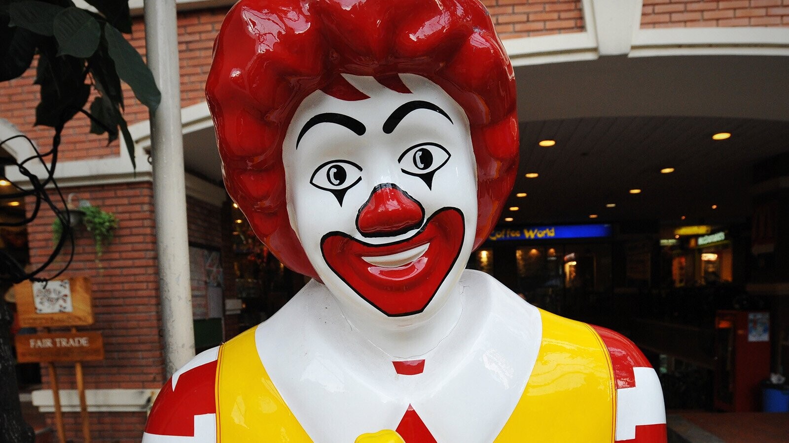 33 Fast-Food Tales to Wash Down With an Elbow-Length Soda | Cracked.com