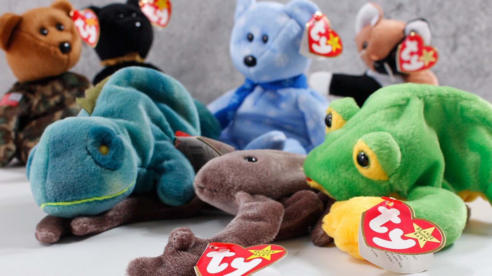 30 ‘90s Things That Thankfully Stayed in the ‘90s | Cracked.com