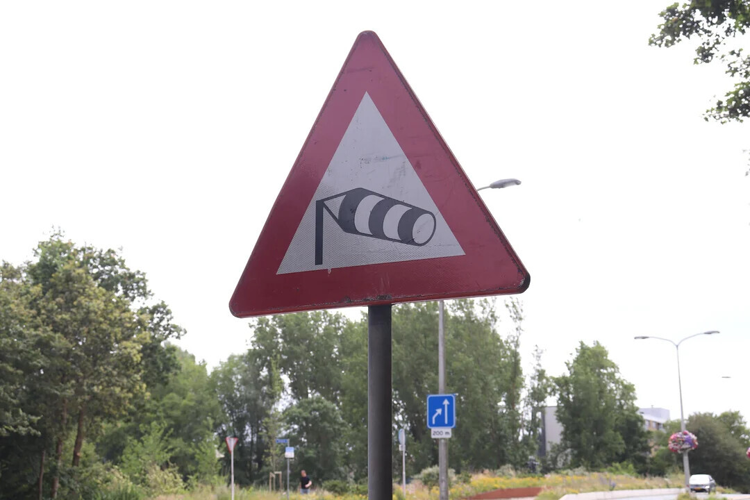 Street Signs That Only Exist to Confuse You | Cracked.com