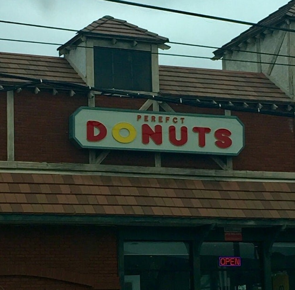 21 Photos Where Incompetence Really Wasn't Messing Around | Cracked.com