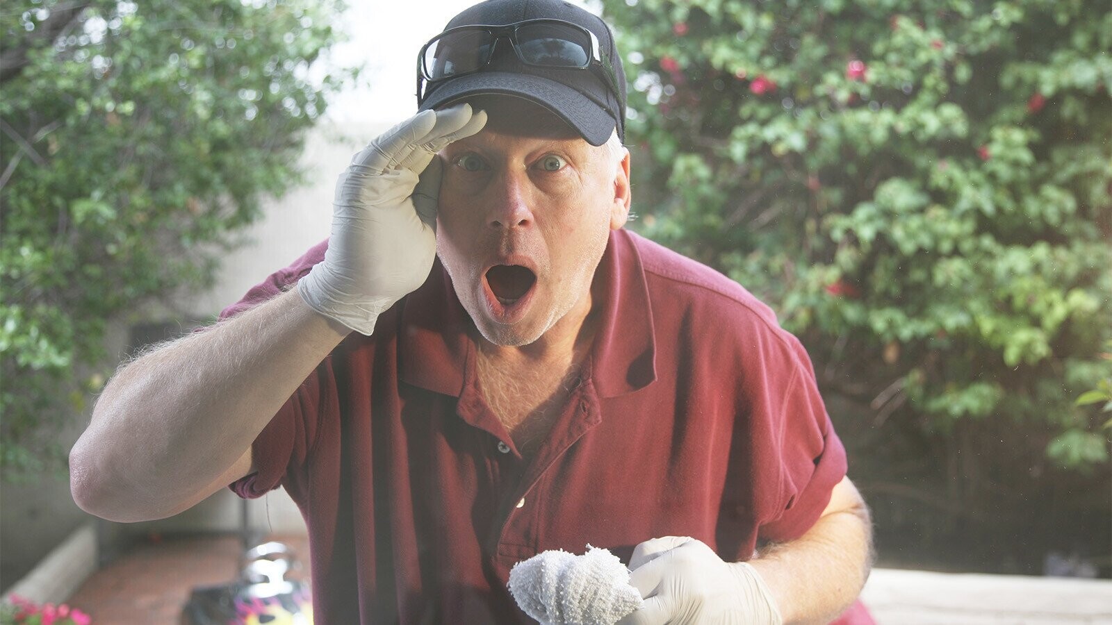 17 of the Strangest Things Ever Seen by Window Washers | Cracked.com