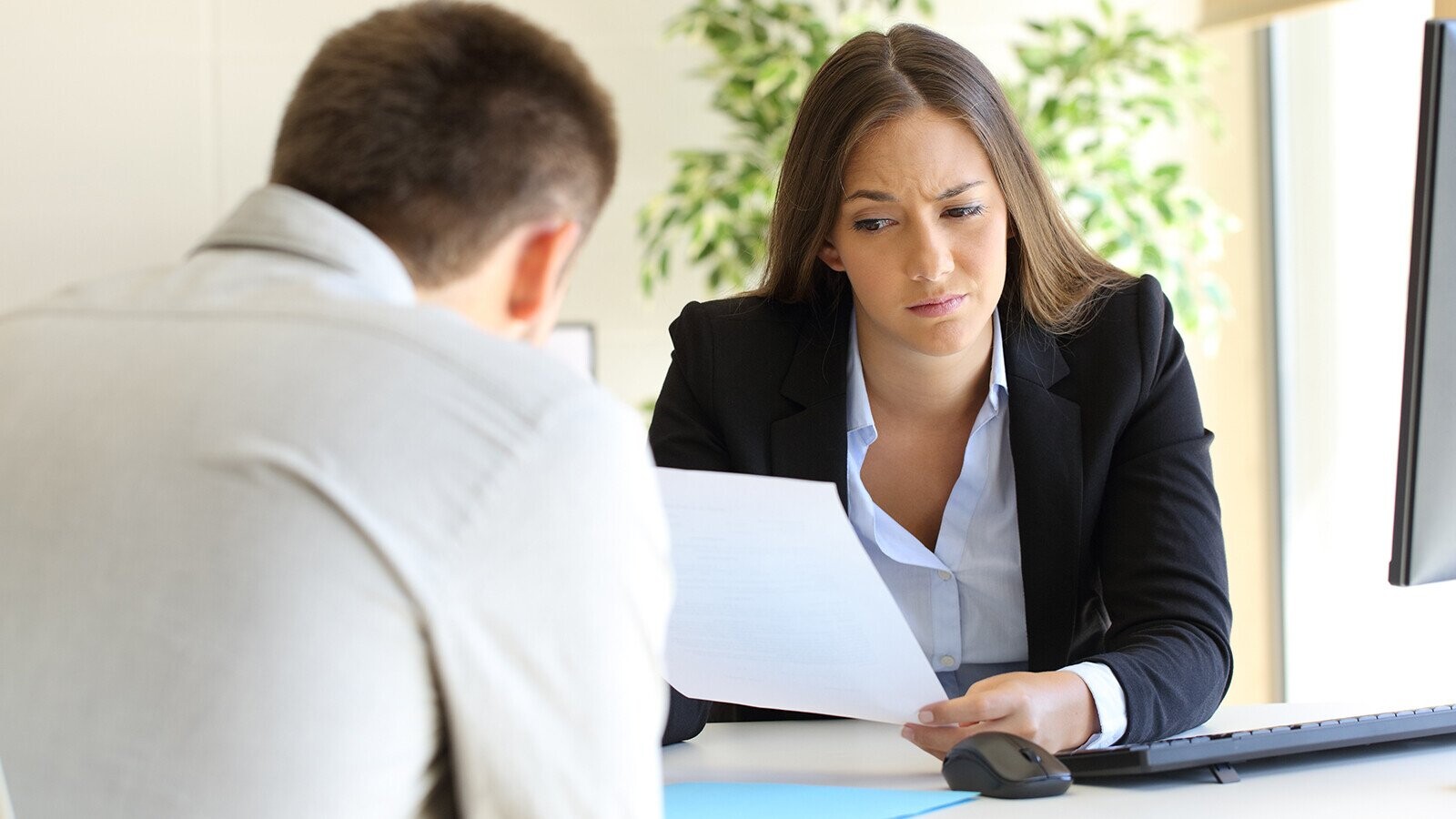 Tell Us Now: 15 Nightmare-Inducing Job Interviews | Cracked.com