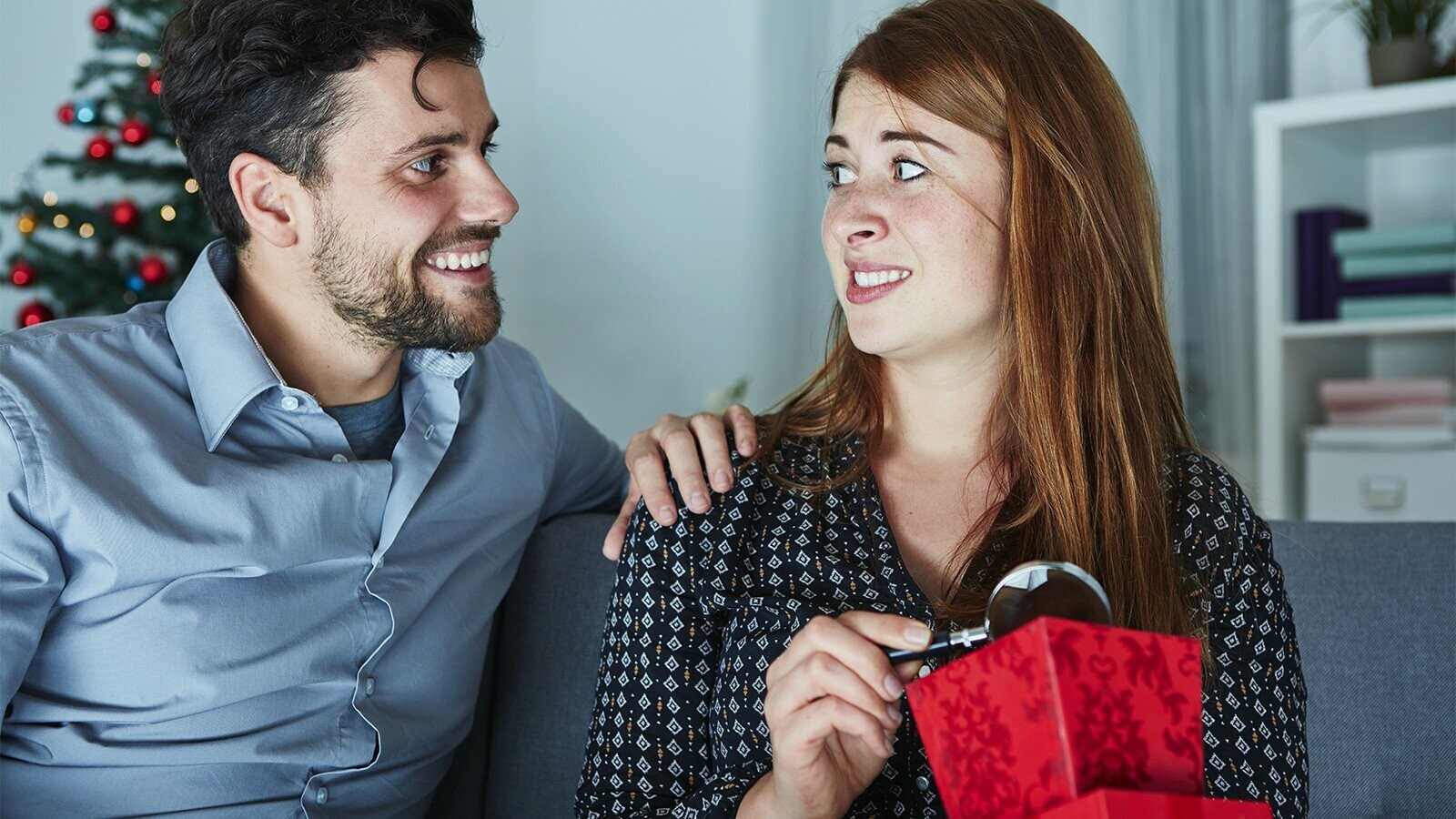 30 of the Worst Gifts People Have Received from Their Significant Other ...