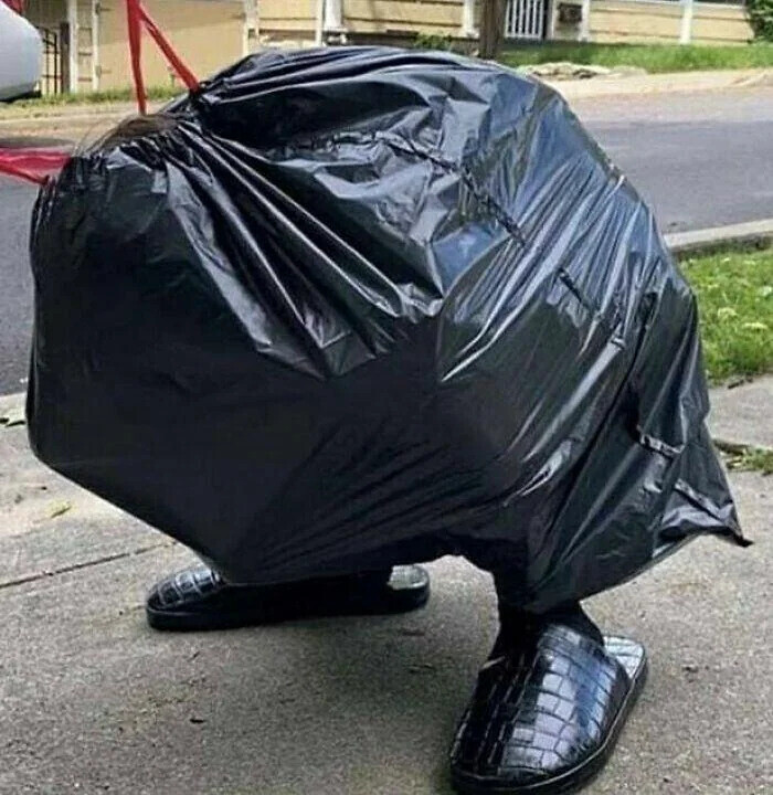 20 Photos Where What's Happening Doesn't Make Sense | Cracked.com