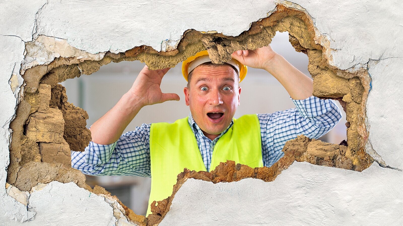 21 Funny, Weird or Creepy Things Homeowners Found After Moving Into ...