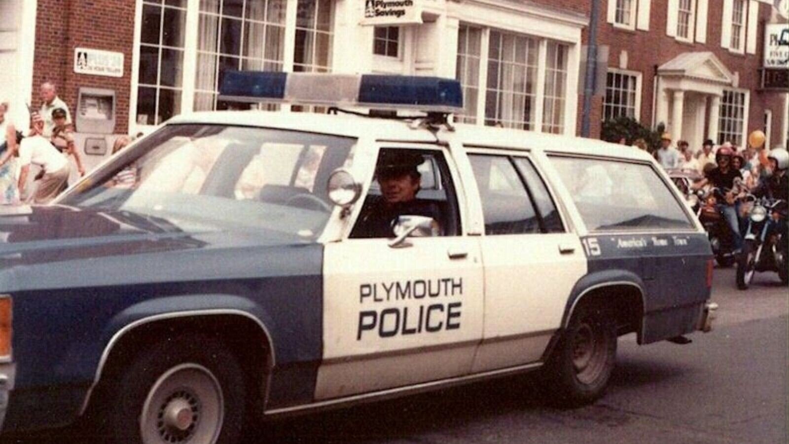 Photos of the Police in Action in the '60s and '70s | Cracked.com