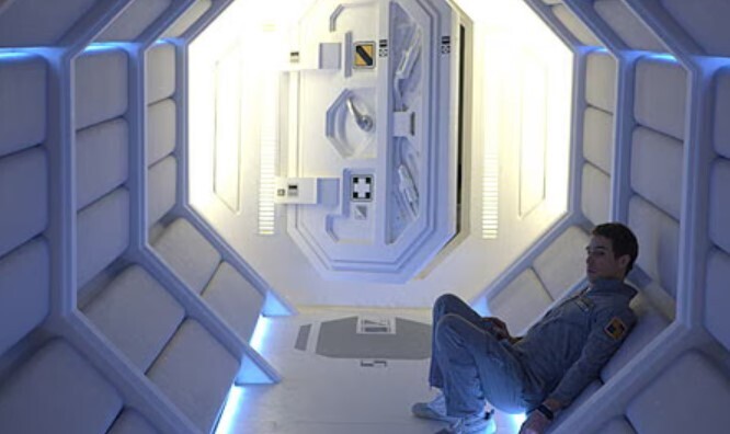 5 Feel-Good Space Movies and 5 That Will Fill You With Existential ...