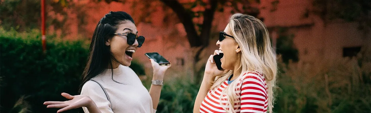 22 Unexpected Places People Somehow Bumped into a Friend | Cracked.com