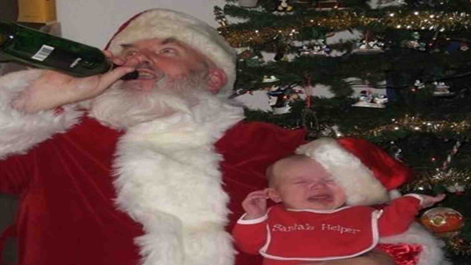 20 Photos from if the Grinch Ran Christmas | Cracked.com
