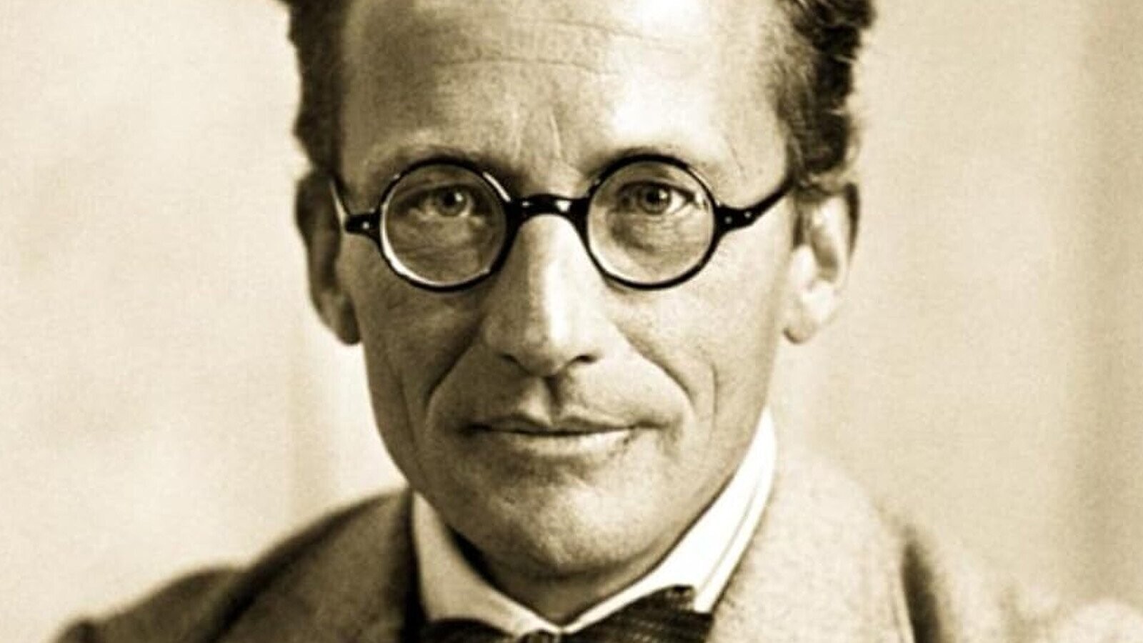 41 Random Bits of Trivia That’ll Bury Your Brain Alive in An ...