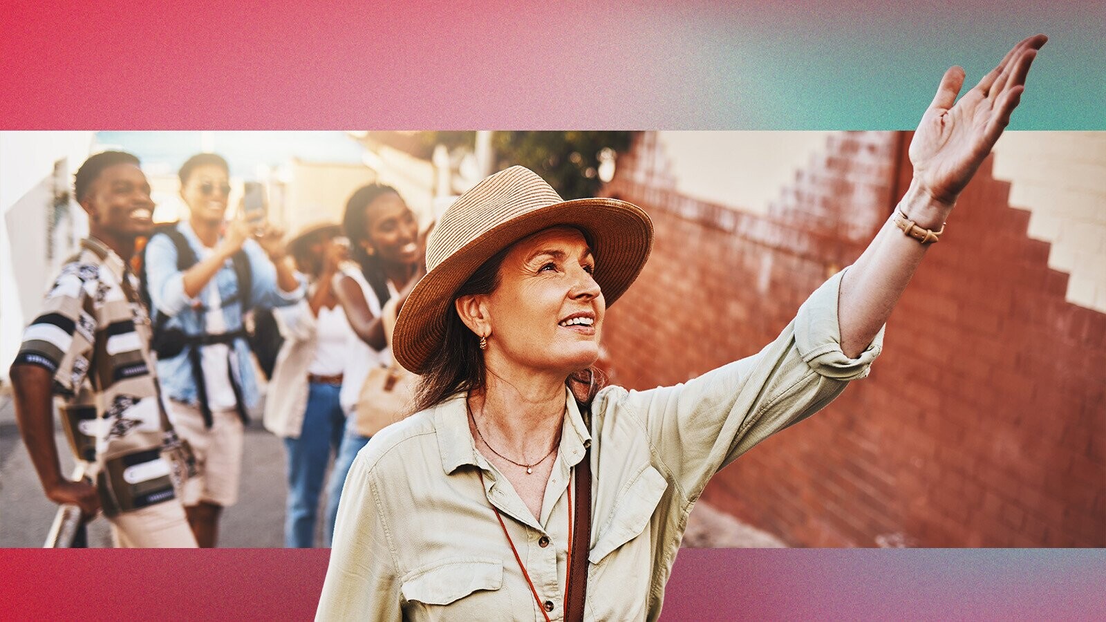 28 Things Seen By Tour Guides That Definitely Weren’t What They Signed ...