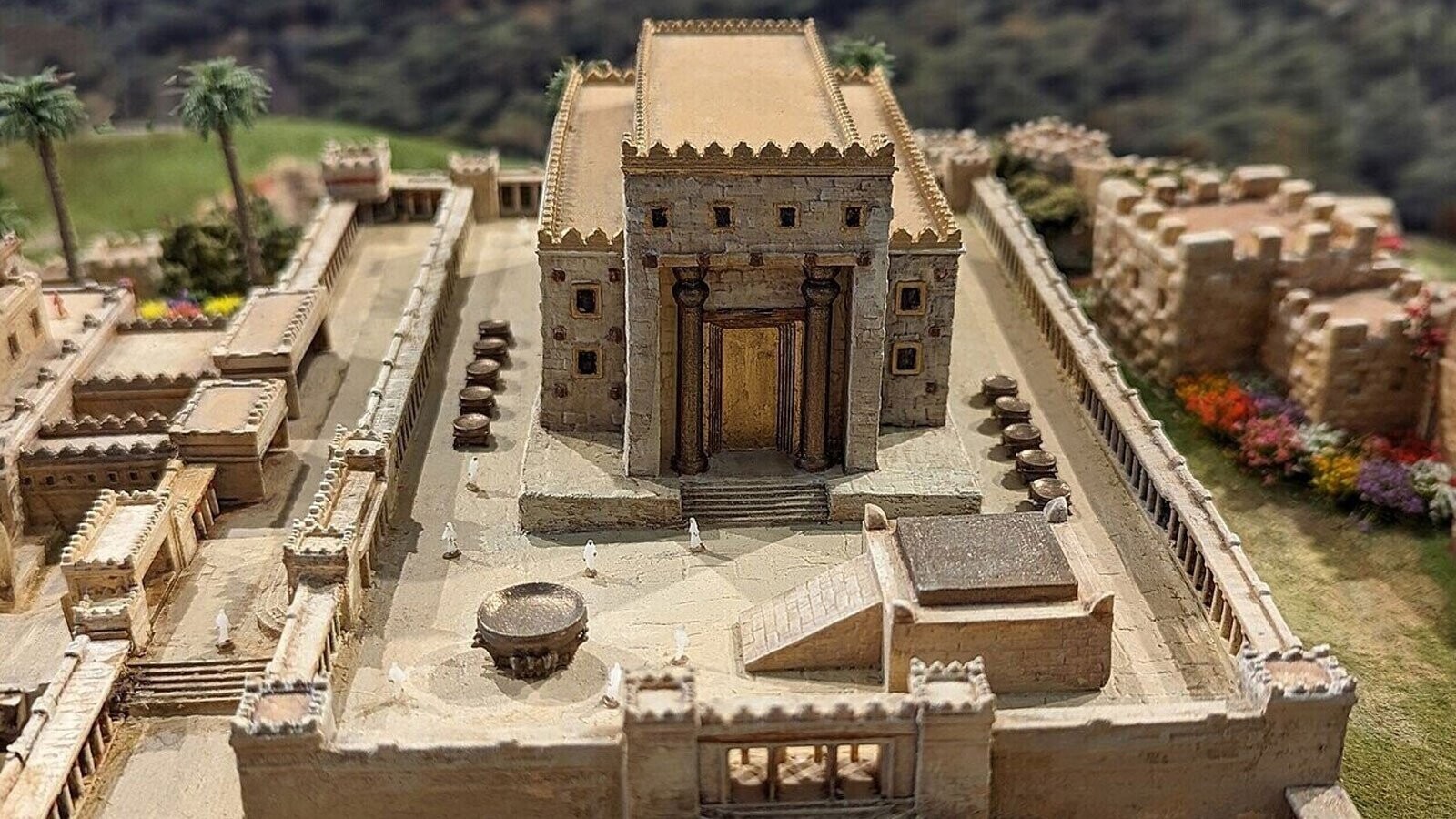 8 Temples That Sure Would Be Cool, If They Hadn’t Been Destroyed ...