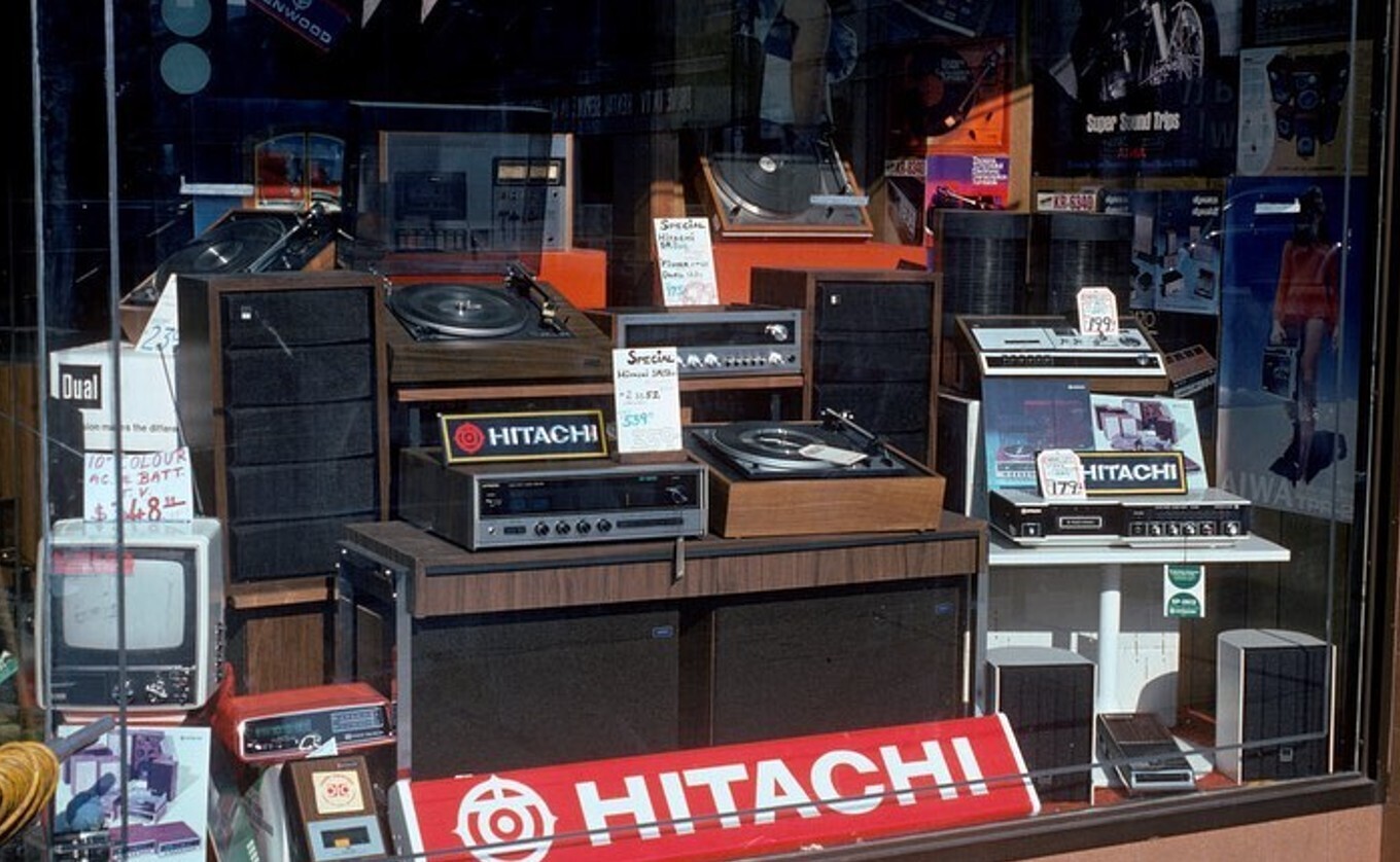 20 Photos Showing the Vibrant World of 1971 | Cracked.com