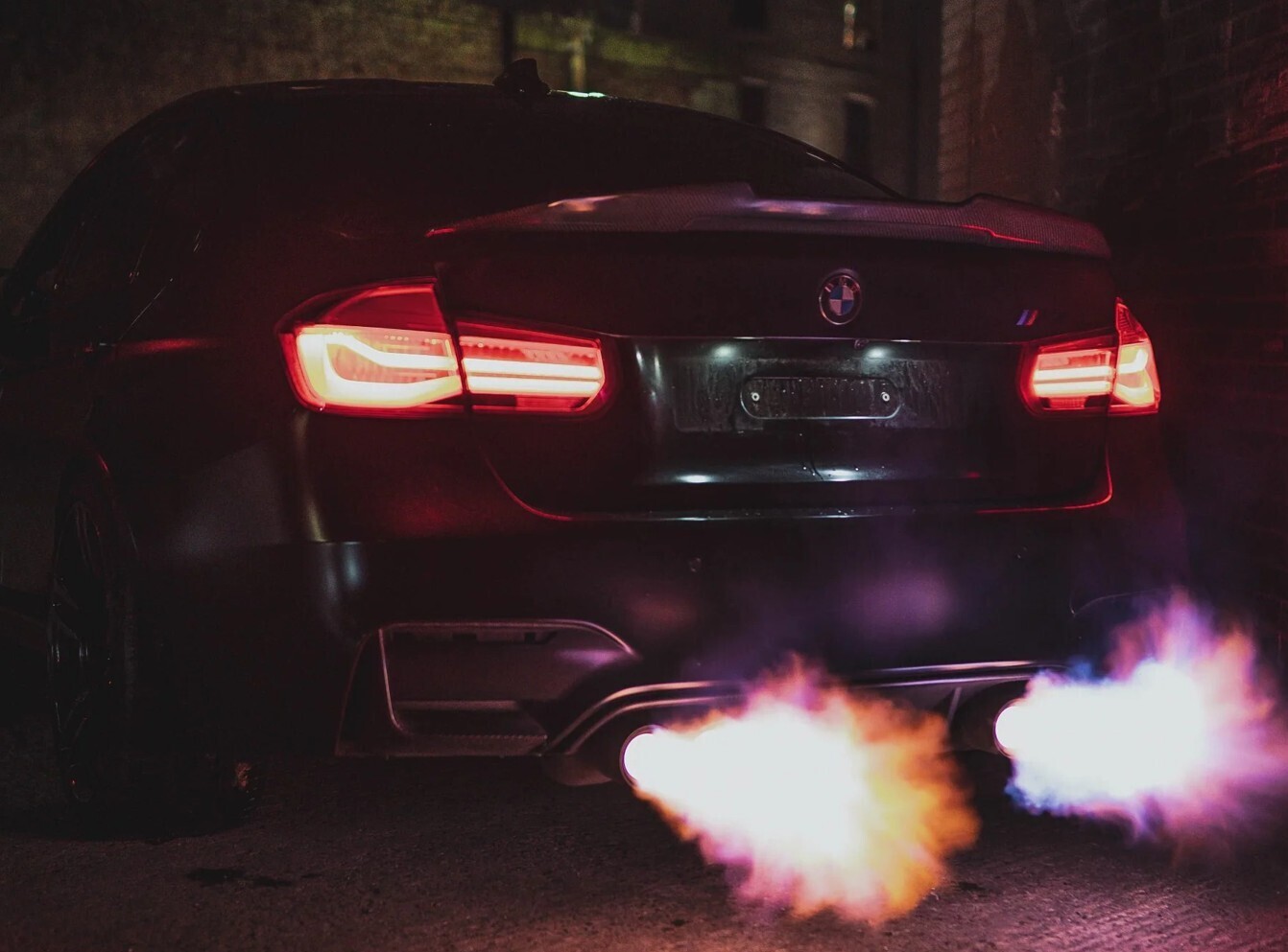 15 of the Loudest Cars Ever Made | Cracked.com