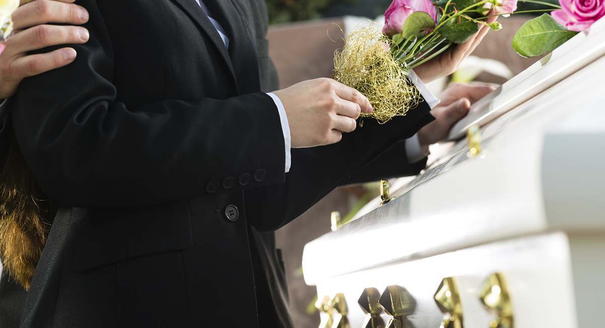 I'm Paid To Mourn At Funerals (And It's A Growing Industry) | Cracked.com
